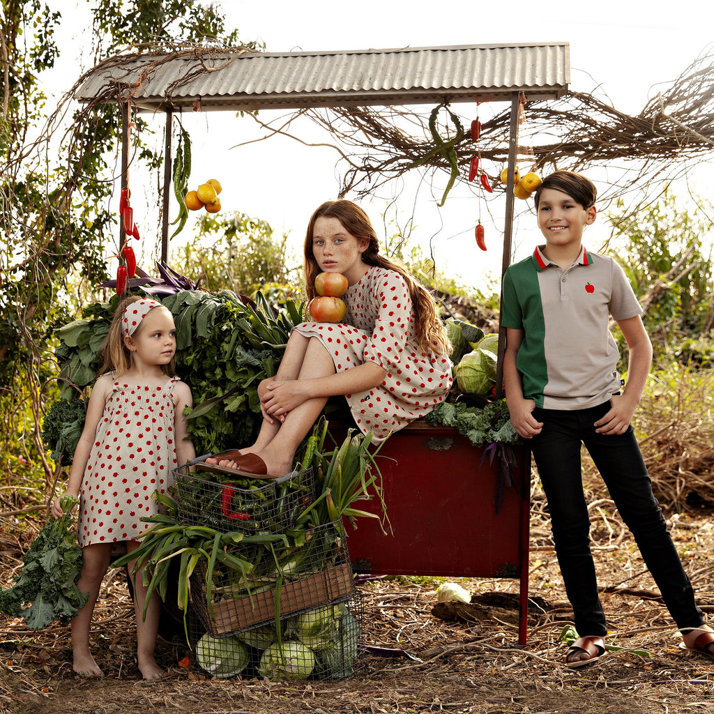 petit rack girls | Petit Rack